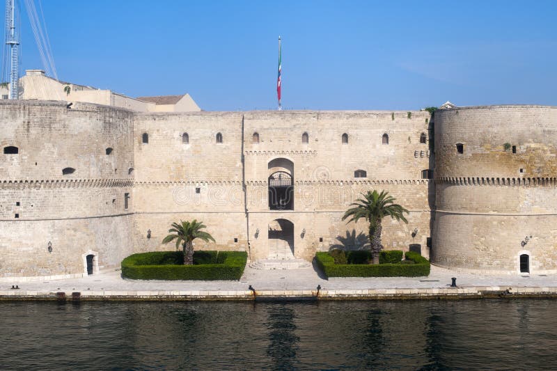 Taranto (Apulia, Italy) - Old Castle On The Sea Stock Image - Image of ...