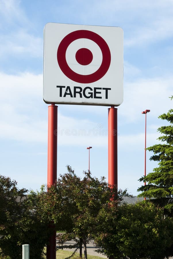 Target Store Sign editorial photography. Image of retail - 290386322