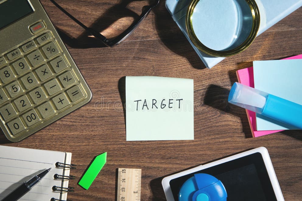 Target Text on Sticky Note with a Business Objects Stock Photo - Image ...