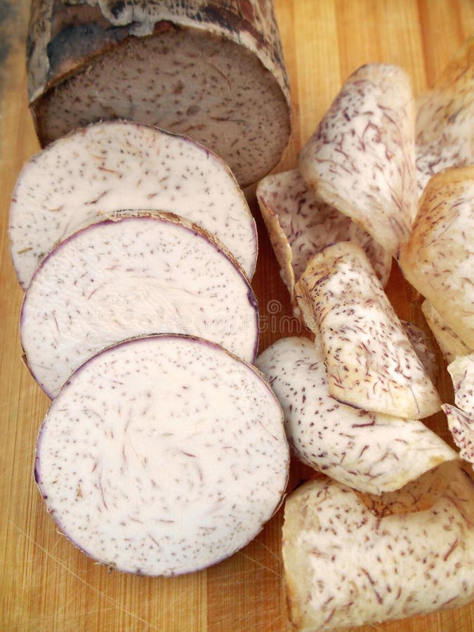 Taro chips stock image. Image of cooked, chips, fresh - 35408029