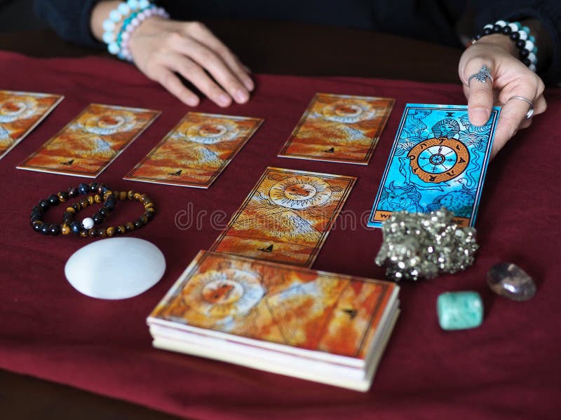 Tarot Card Reading Wheel of Fortune Teller Astrologer Divination ...