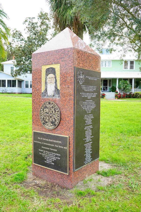 Tarpon spring park editorial photography. Image of lake - 84197417