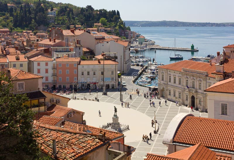 Tartini Square in Piran editorial stock image. Image of tartini - 79058514