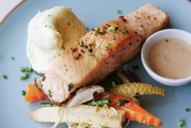 Tasty Salmon, Mash Potato and Vegetable on Plate Stock Image - Image of ...