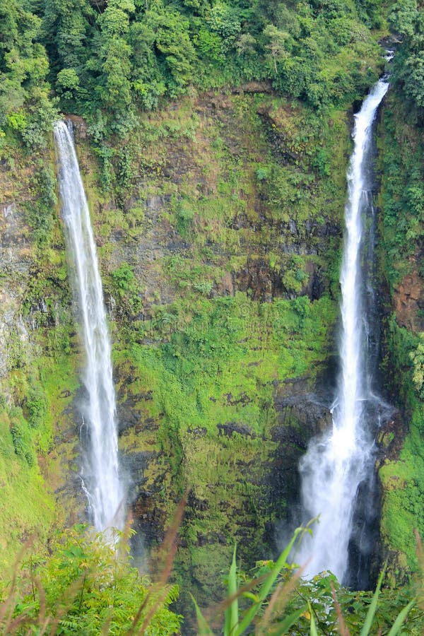 Tat Fan waterfall stock photo. Image of laos, purity - 26062746