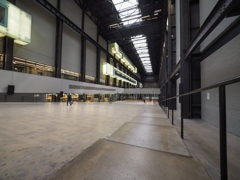 Tate Modern Turbine Hall in London Redaktionelles Stockfoto - Bild von ...