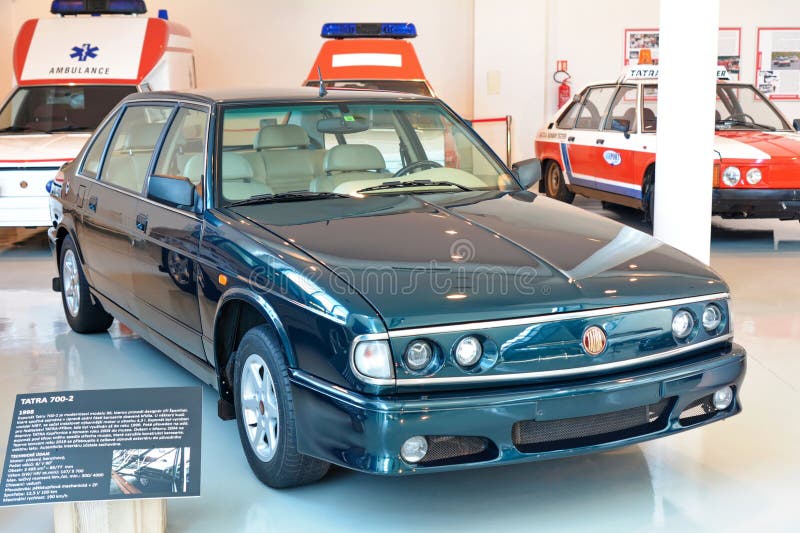 Tatra T700 (1996-1999) editorial photo. Image of czech - 308452186