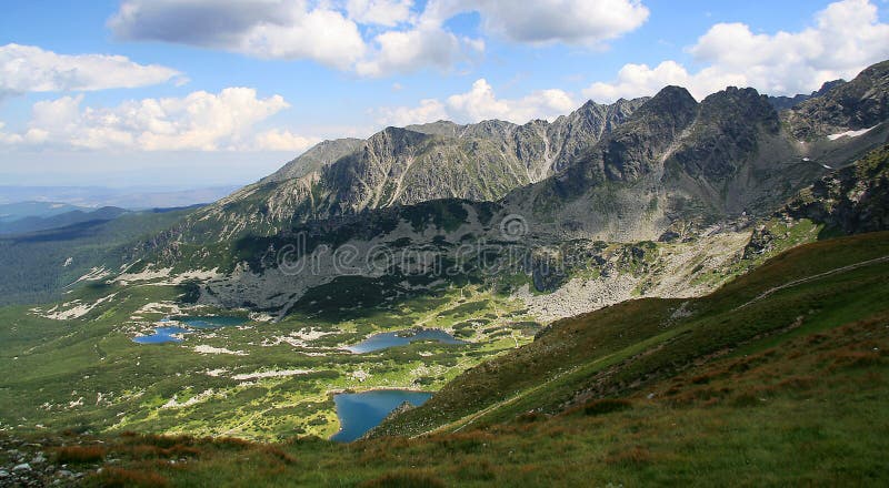 El alto Tatras foto de archivo. Imagen de rocoso, eslovaquia - 2833276
