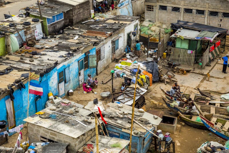 Taudis dans la côte de cap image stock éditorial. Image du minable ...