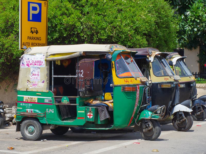 Taxi Automatique De Pousse-pousse, Inde Photo stock éditorial - Image ...