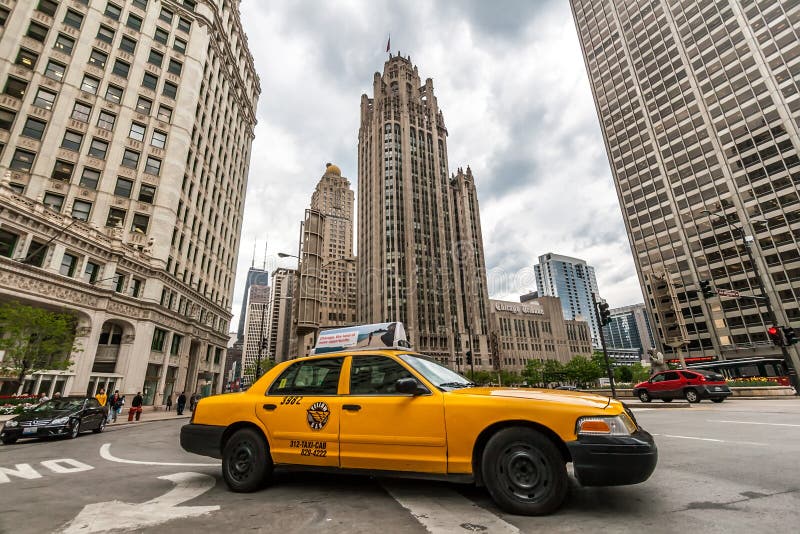 Taxi Cab in Downtown Chicago Editorial Photo - Image of colorful ...