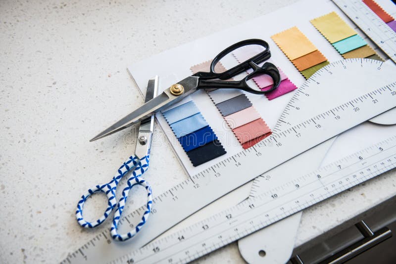 Scissors Chart Pattern Stock Photos - Free & Royalty-Free Stock Photos ...