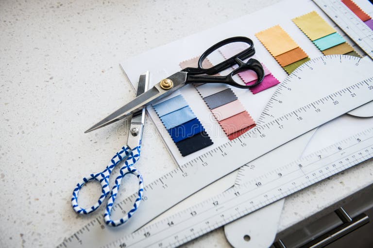 Scissors Chart Pattern Stock Photos - Free & Royalty-Free Stock Photos ...