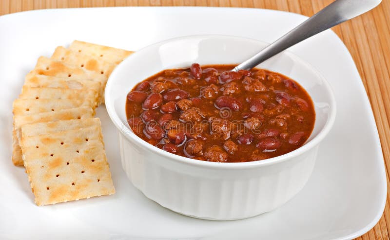 Tazón de fuente del chile foto de archivo. Imagen de almuerzo - 13566432