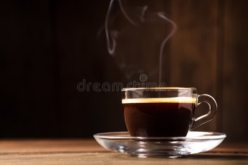 Café Caliente Con El Humo, Taza De Café Foto de archivo - Imagen de ...