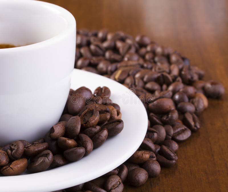 Tazza del caffè espresso fotografia stock. Immagine di colore - 22057820