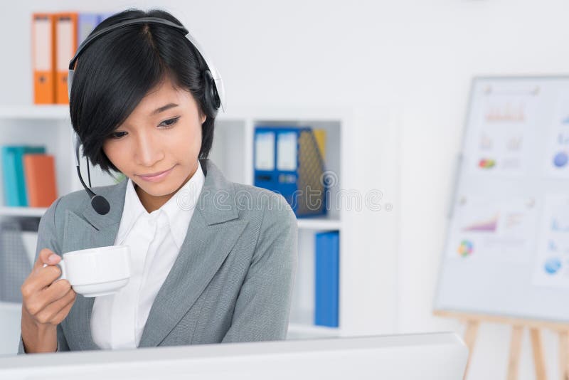 Tea break stock photo. Image of businesswoman, break - 32145472