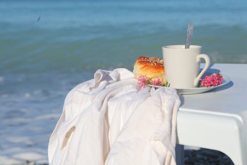 Tea with a Bun. Breakfast with Tea and Fresh Pastries on the Beach ...
