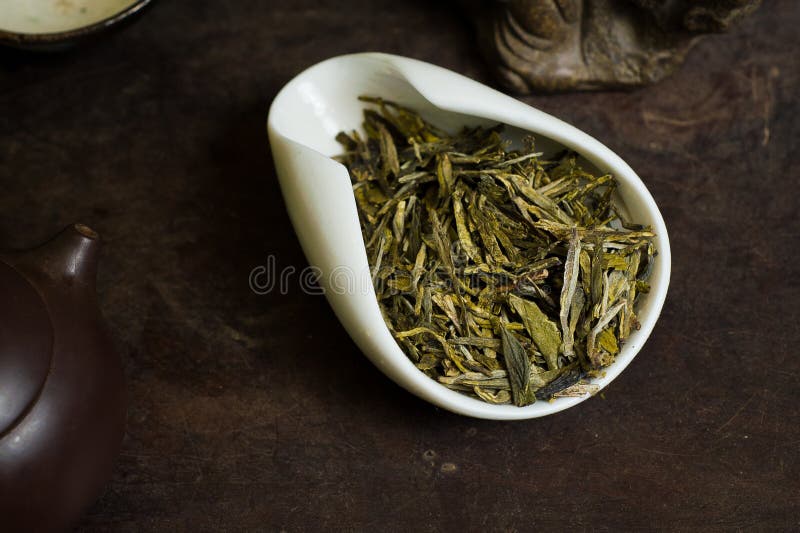 Chinese tea leaves macro stock photo. Image of black - 51411648