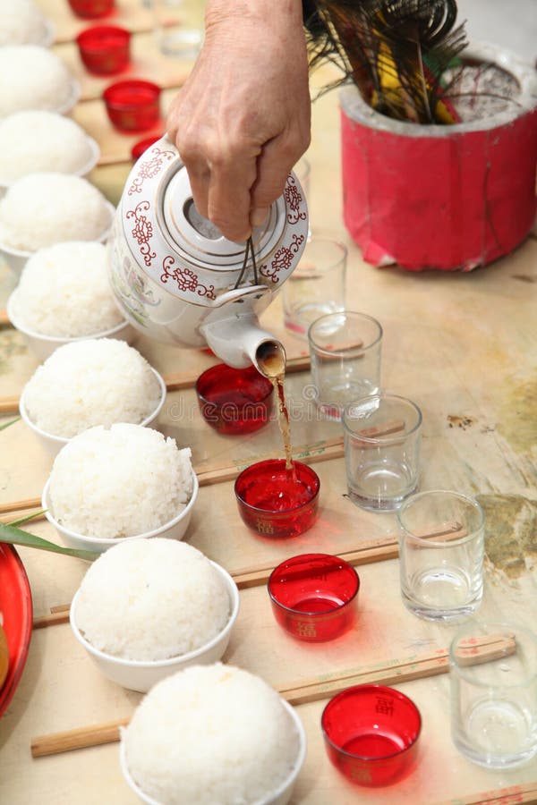 Offering tea stock image. Image of giving, woman, girl - 2485257
