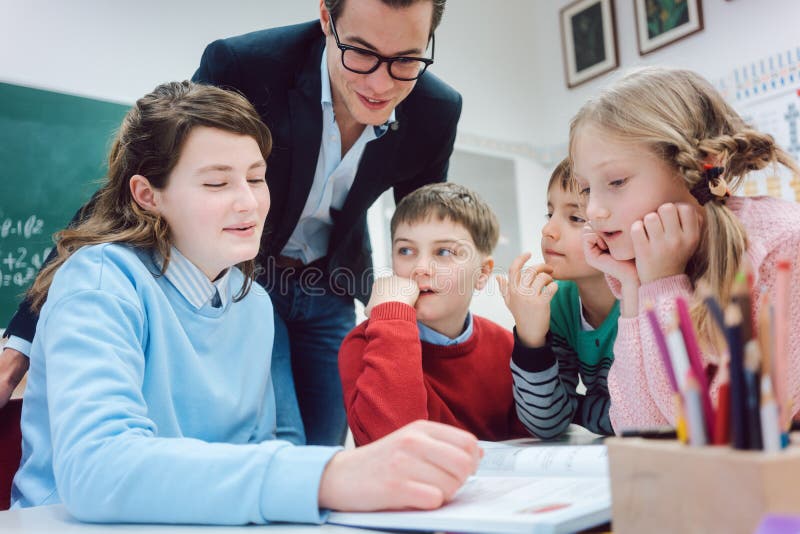 Team Session in School Class with All Students Working Together Stock ...