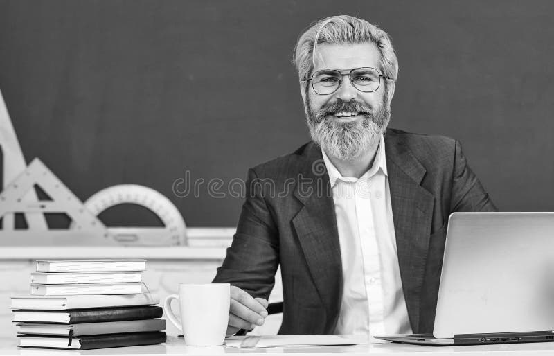 Teacher Of Year Elderly Man Back To School University Professor Sit