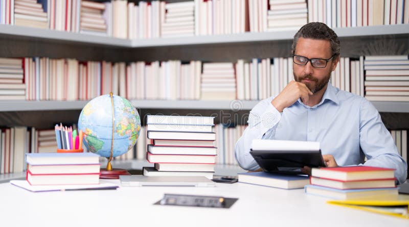 Teachers Day. Teacher Tutor in School Classroom. Knowledge, Education ...