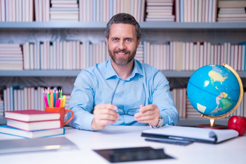 Teachers Day. Teacher Tutor in School Classroom. Knowledge, Education ...