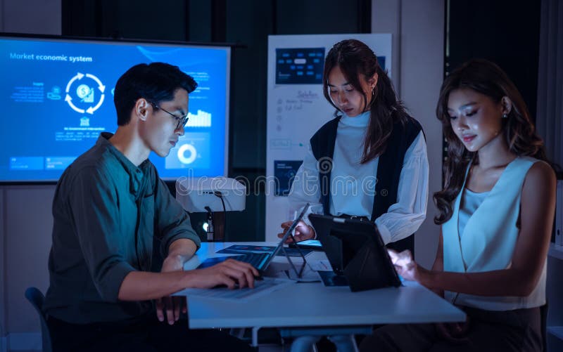 Team of Financial Discussion Budget Planning, Analyzing Digital ...