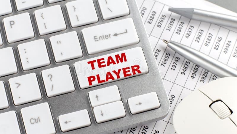TEAM PLAYER Text on a Keyboard with Chart and Pencil Stock Photo ...