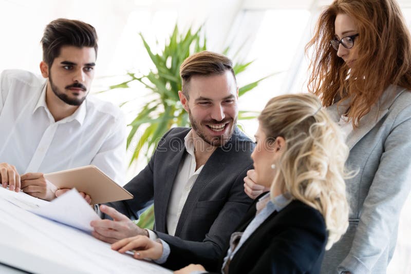 Team Van Architecten Die Aan Project Samenwerken Stock Foto - Image of ...