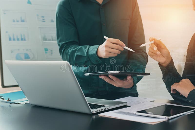Teamwork Around a Desk in the Office Stock Illustration - Illustration ...