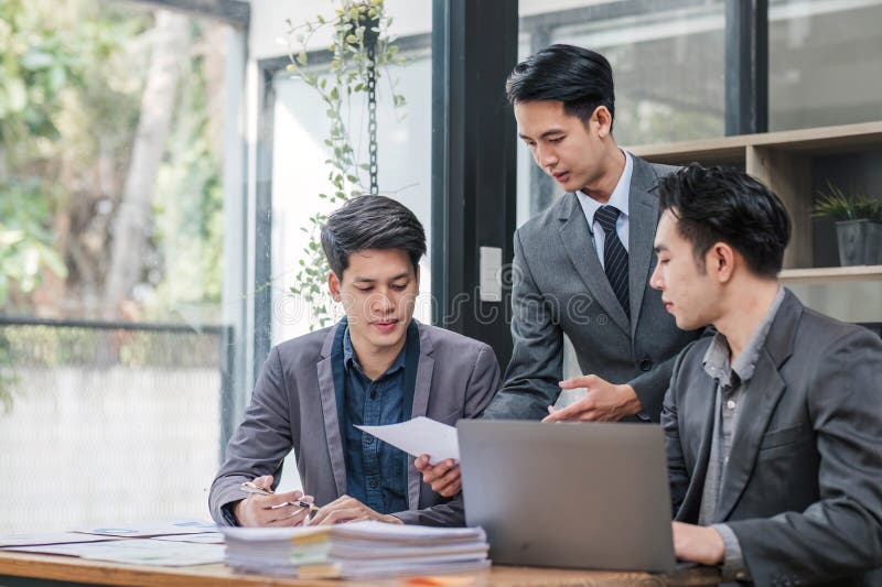 Teamwork Concept.Project Team Making Conversation at Meeting Room ...