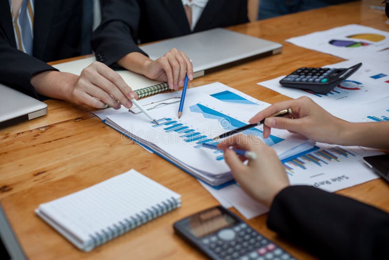 Teamwork Process, Business People Working in the Office Discussing ...