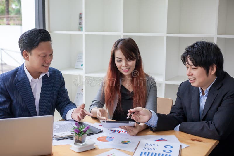 Teamwork Process, Business People Working in the Office Discussing ...