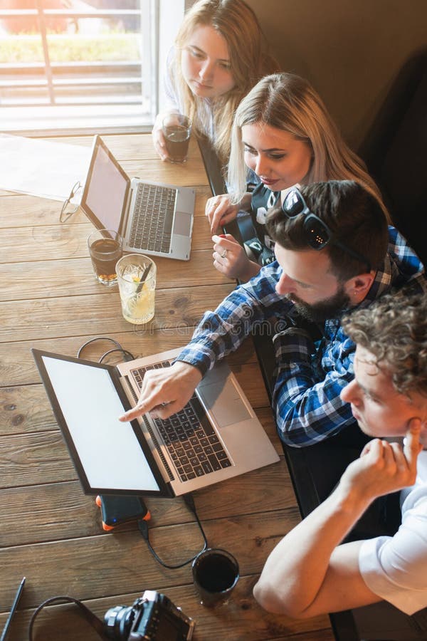 Teamwork Research Ideas Internet Browsing Network Stock Image - Image ...