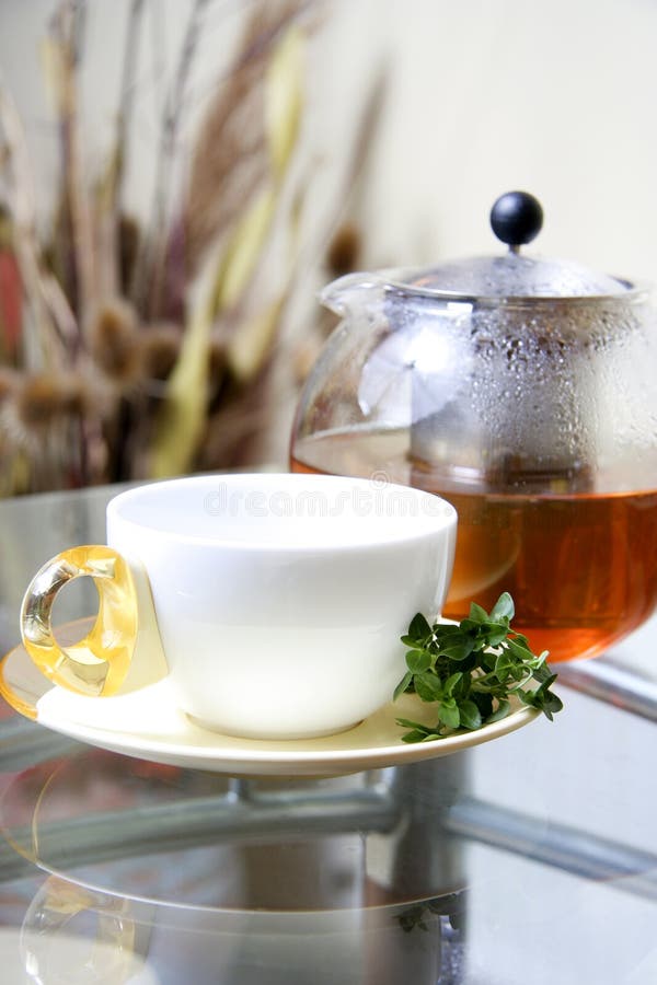 Teapot and tea cup stock image. Image of bamboo, liquid - 14587255
