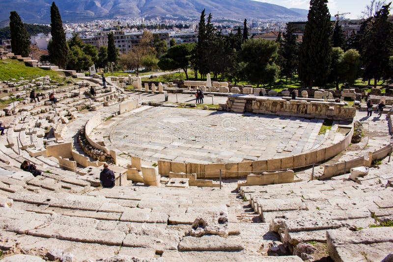 Teatro de Dionysus Atenas imagem editorial. Imagem de abaixo - 127416715