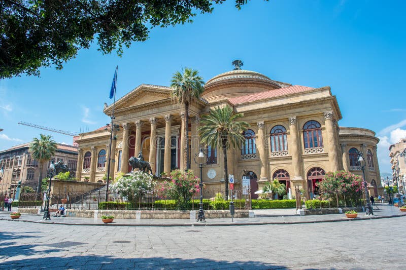 Teatro Massimo in Palermo, Sizilien Redaktionelles Stockfoto - Bild von ...