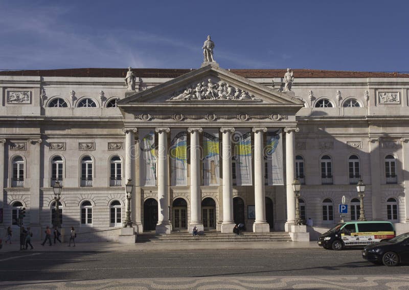Teatro Nacional De Dona Maria II Imagem Editorial - Imagem de lisboa ...