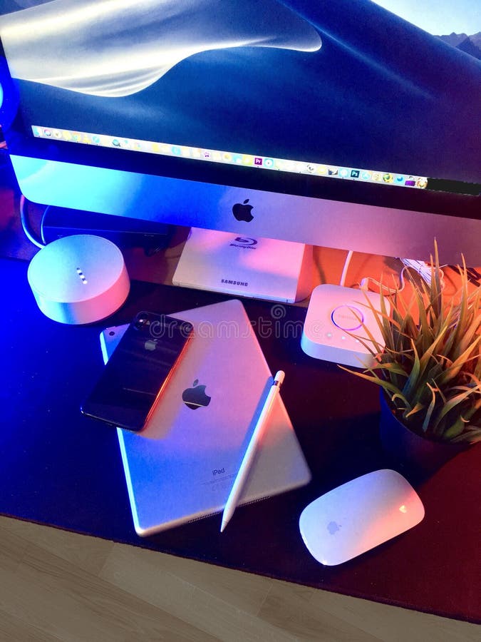 Tech desk editorial stock photo. Image of apple, tech - 164157593