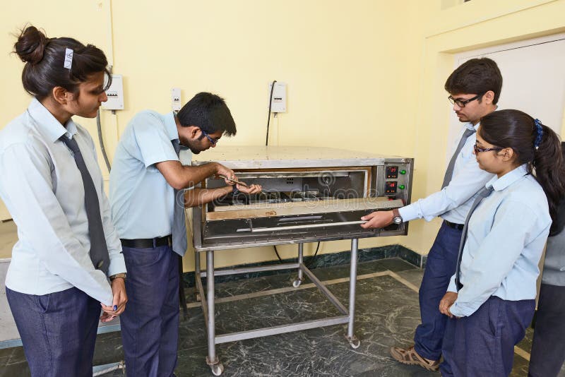 Technical Experiment editorial image. Image of laboratory - 63531225