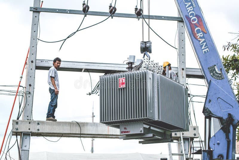 Engineer Setup High Technology Signal Tower 4G 5G Stock Photo - Image ...