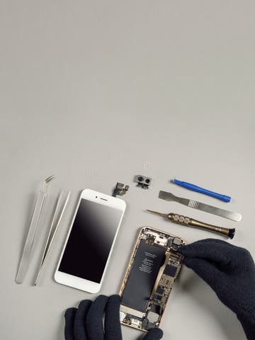 160 Smartphone Teardown Stock Photos - Free & Royalty-Free Stock Photos ...
