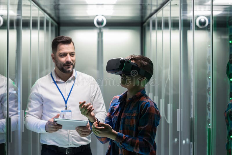 It Technician Showing VR Presentation Stock Photo - Image of ...