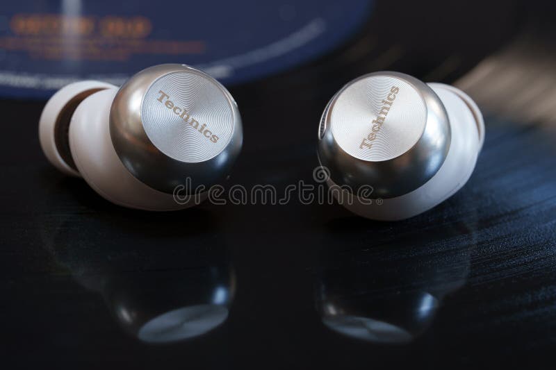 Technics EAH-AZ100 Silver Earbuds, in Ear Bud, Bluetooth Wireless Audio ...