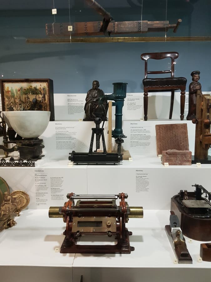 Technology of the past editorial photography. Image of museum - 132926887