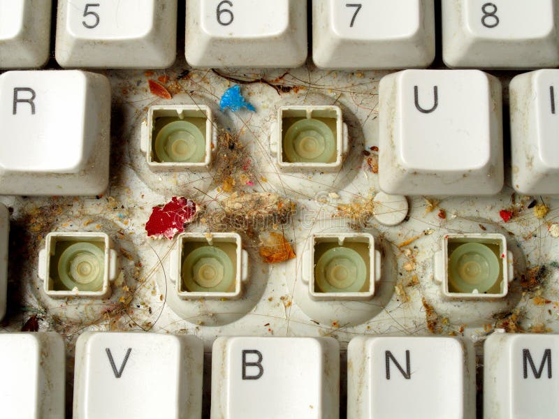Teclado sujo velho imagem de stock. Imagem de quebrado - 37258227