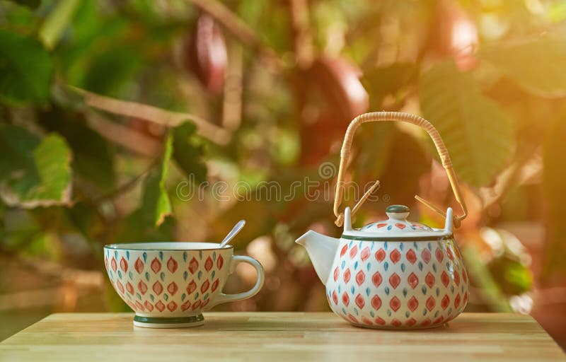 Tecup und -potentiometer stockfoto. Bild von verwischt - 89431308