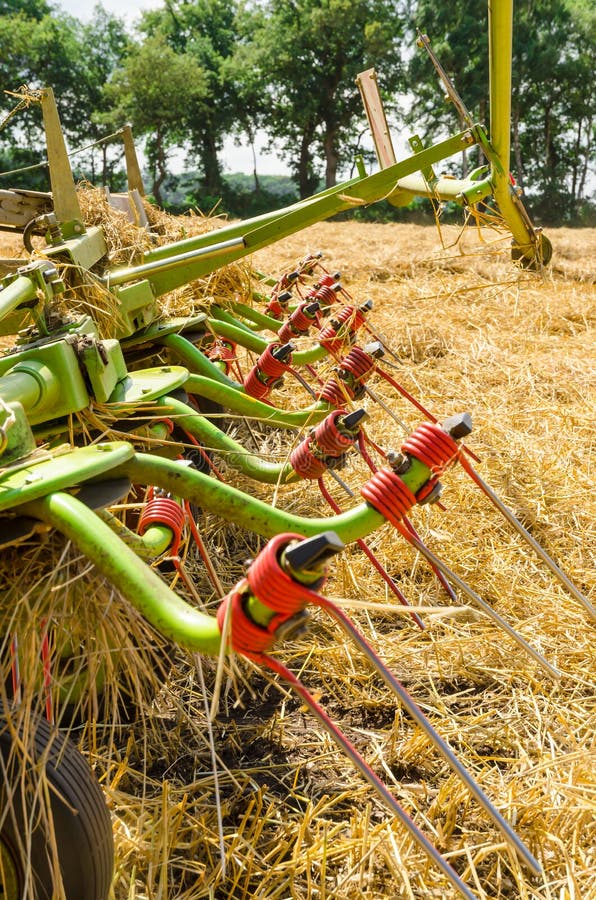 Tedder (machine) stock image. Image of land, cattle, harvest - 32926377